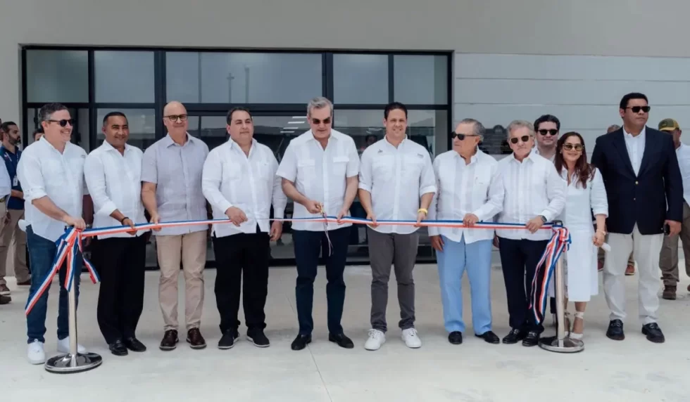 Luis Abinader inaugura Hospital de Verón Punta Cana - El Veronero
